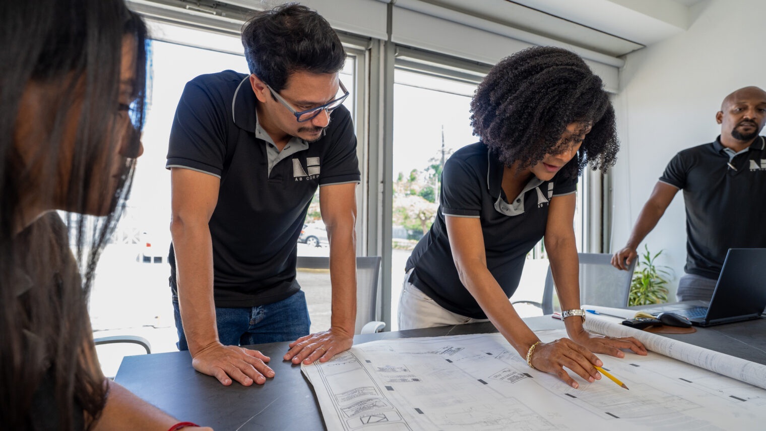 Nosotros - Ab Corp Panama